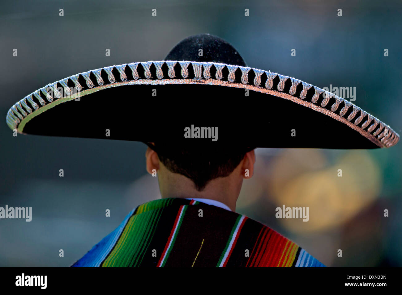 Traditional mexican dance hi-res stock photography and images - Alamy