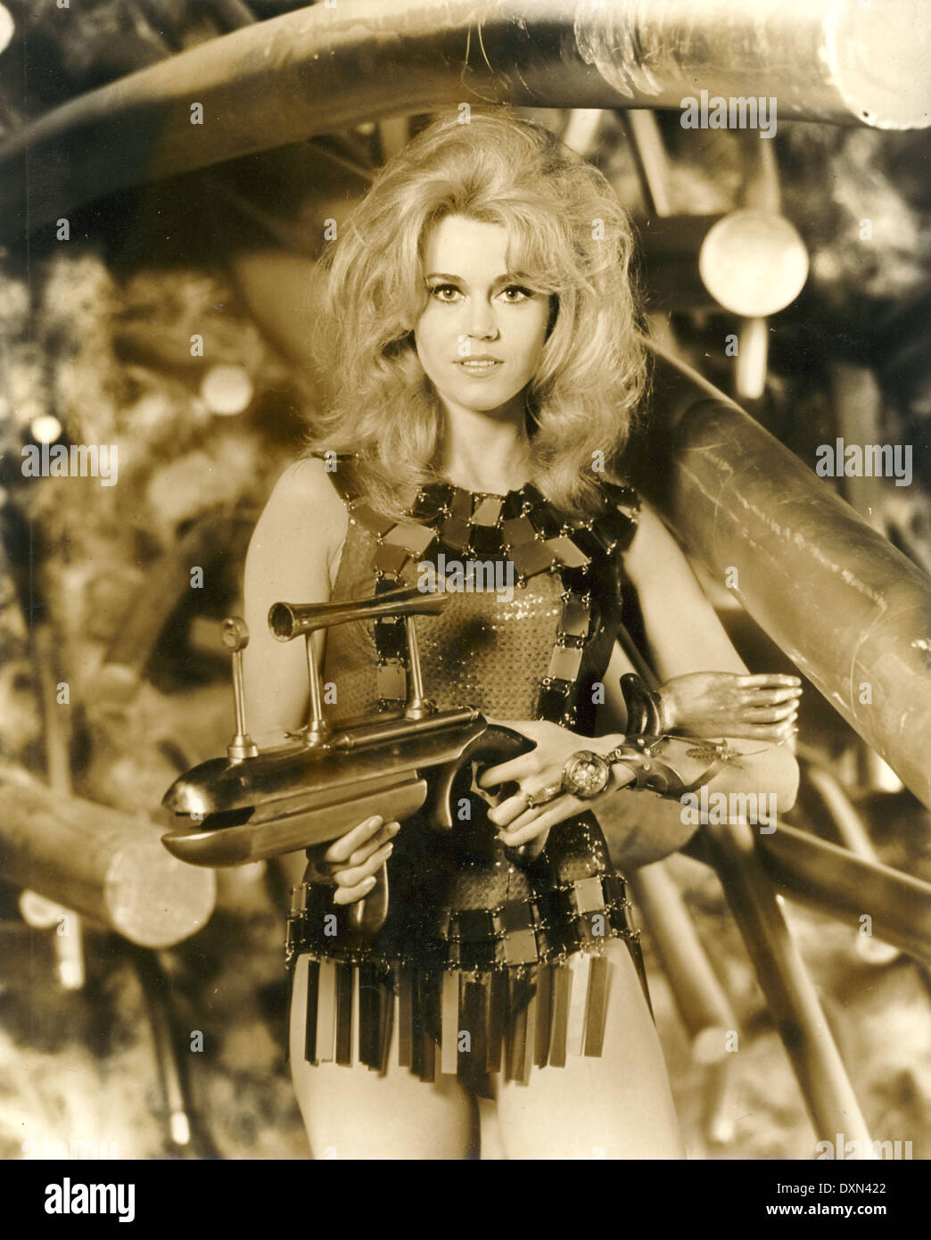 Barbarella jane fonda 1968 hi-res stock photography and images - Alamy