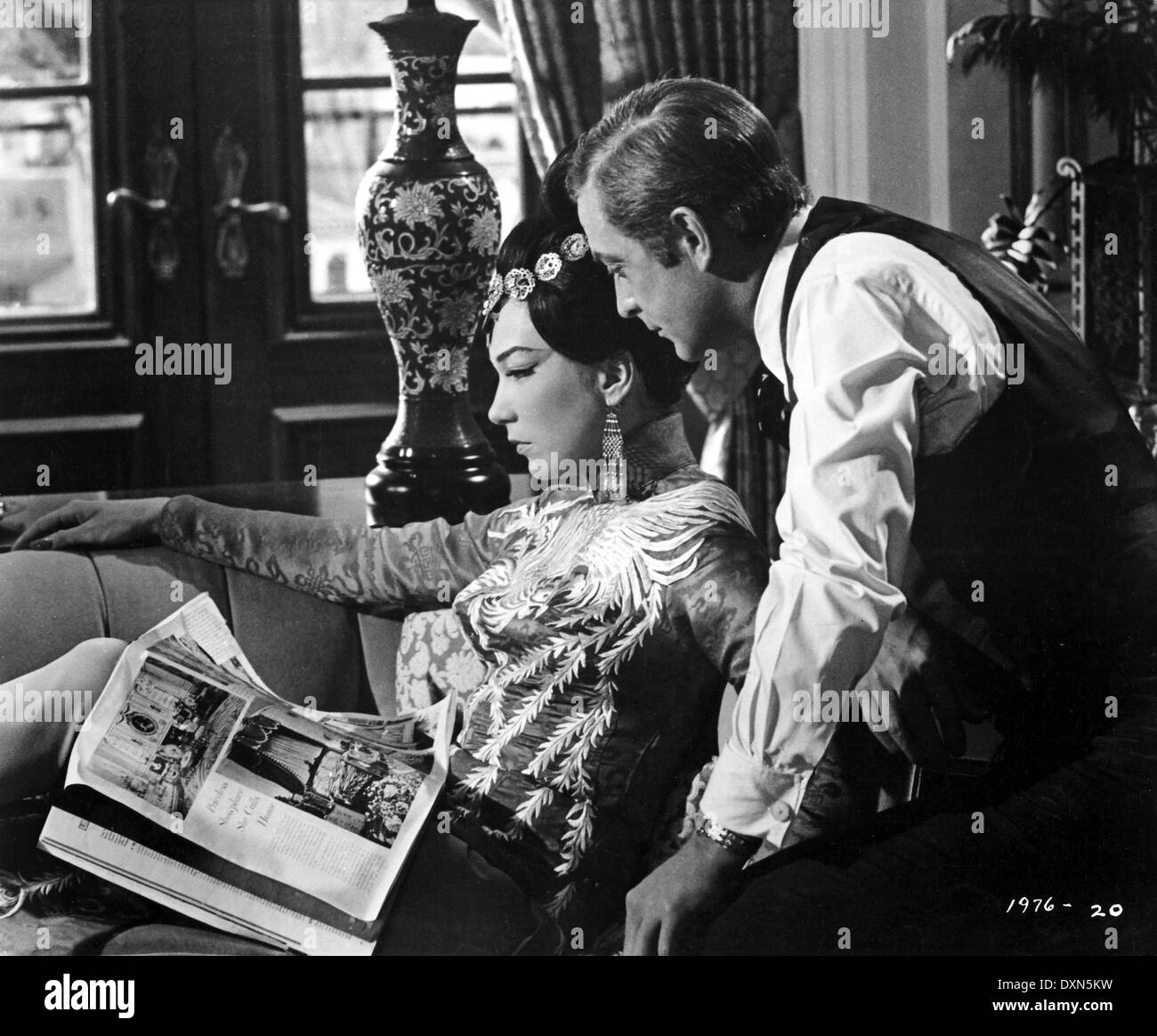 Gambit 1966 michael caine hi-res stock photography and images - Alamy