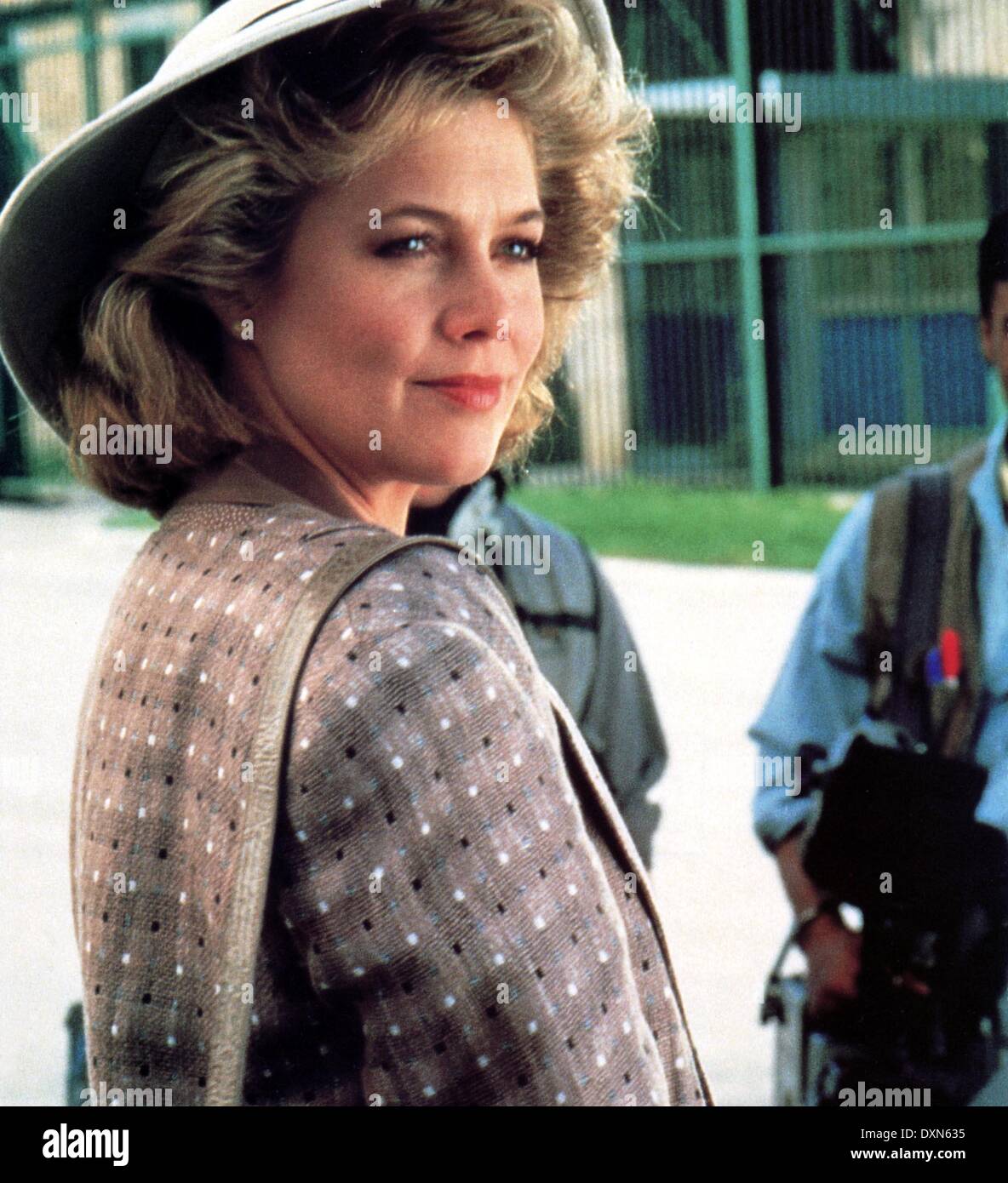 Kathleen turner 1988 hi-res stock photography and images - Alamy
