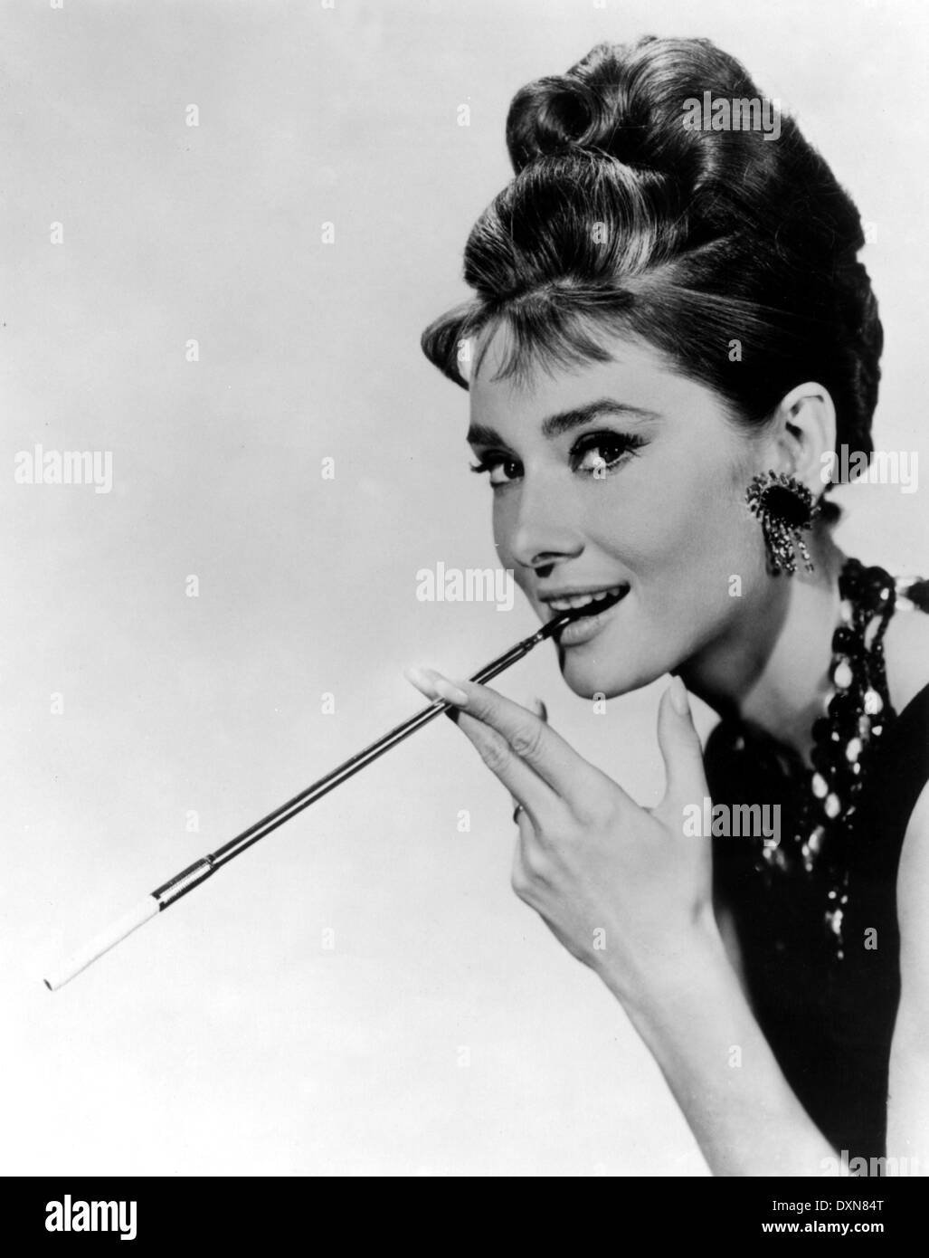 AUDREY HEPBURN, BREAKFAST AT TIFFANY'S, 1961 Stock Photo - Alamy