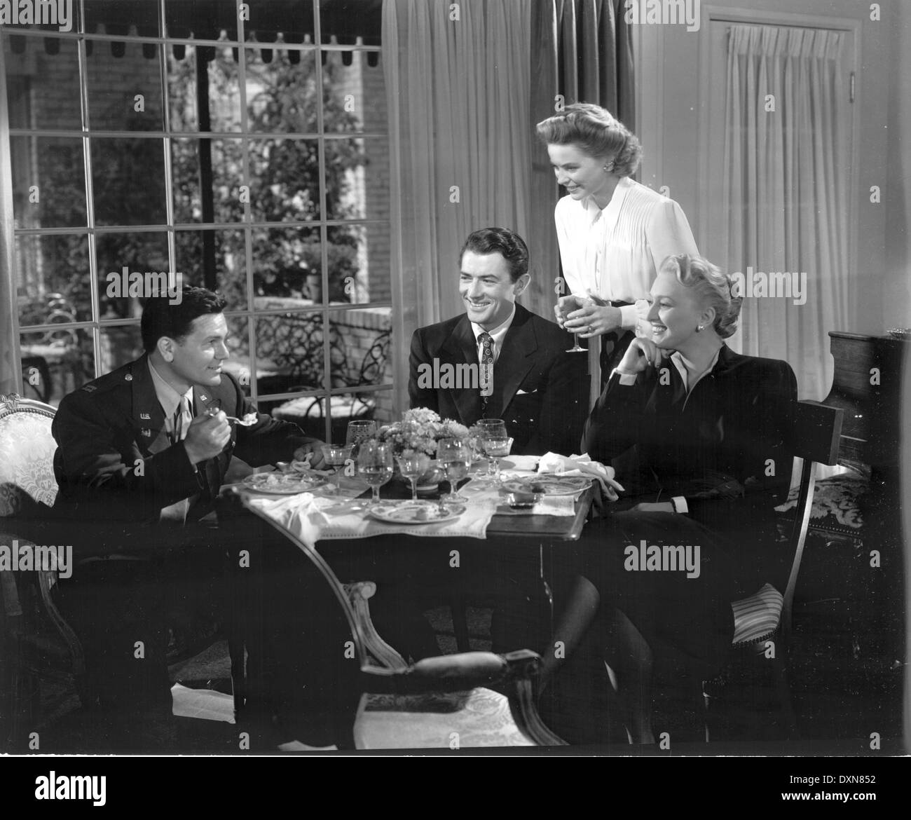 1947 film gentleman’s agreement Black and White Stock Photos & Images ...