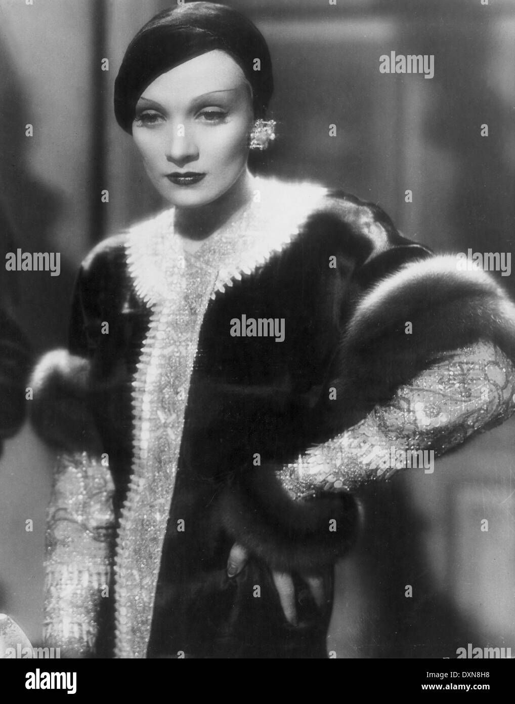 Blonde venus hi-res stock photography and images - Alamy