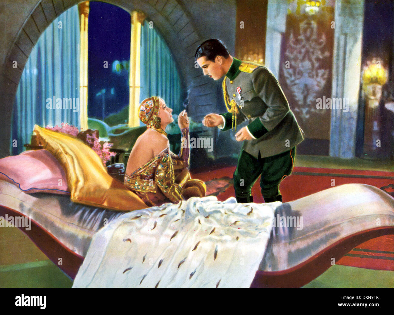 White hari hi-res stock photography and images - Alamy