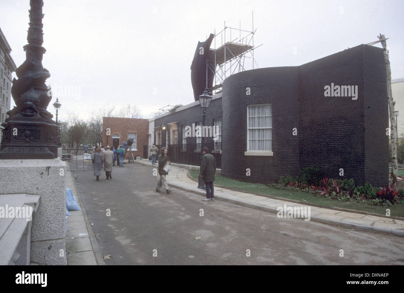 British film sets hi-res stock photography and images - Alamy