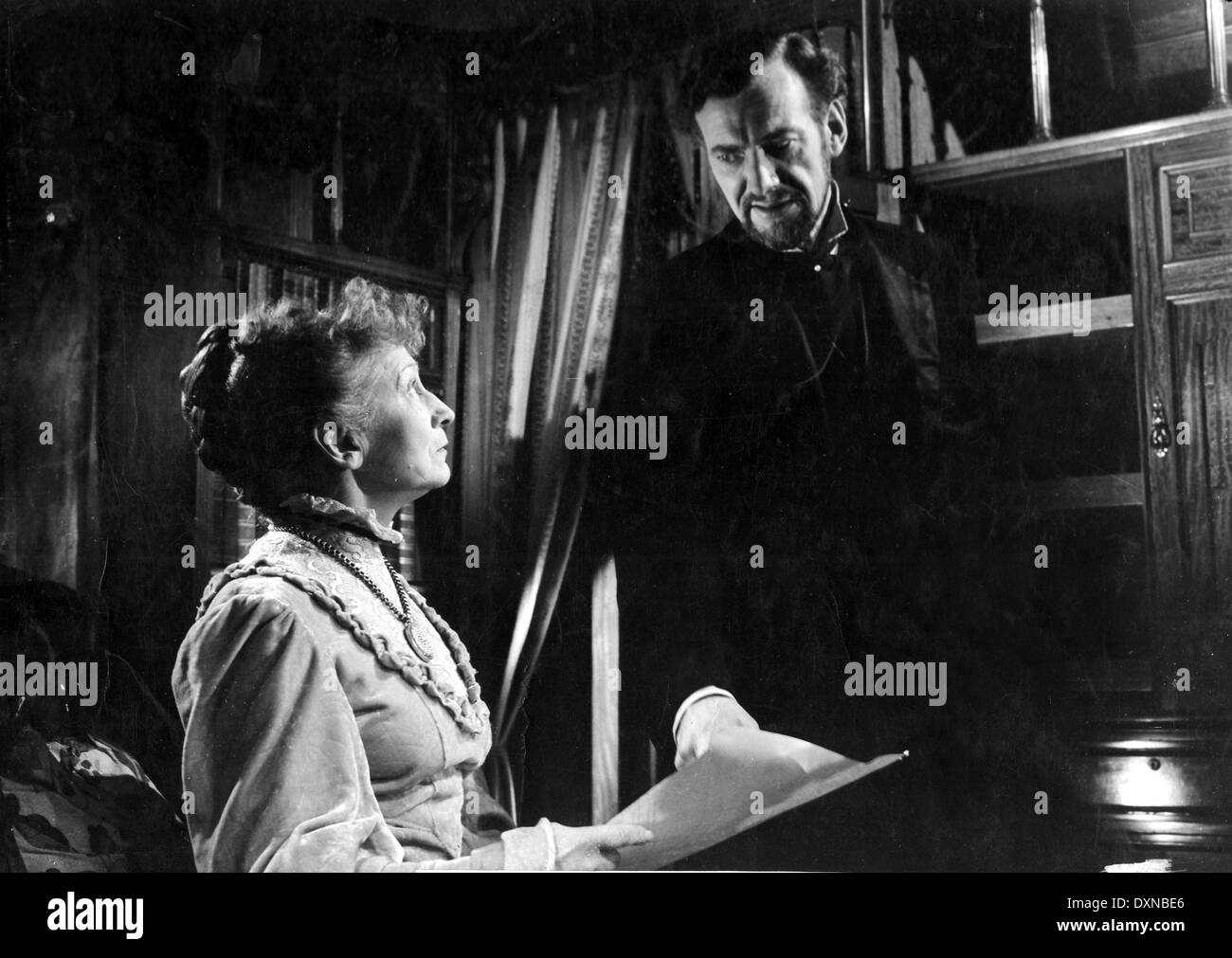 ROOM TO LET Stock Photo - Alamy