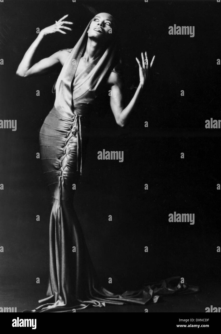 Grace jones vamp 1986 Black and White Stock Photos & Images - Alamy