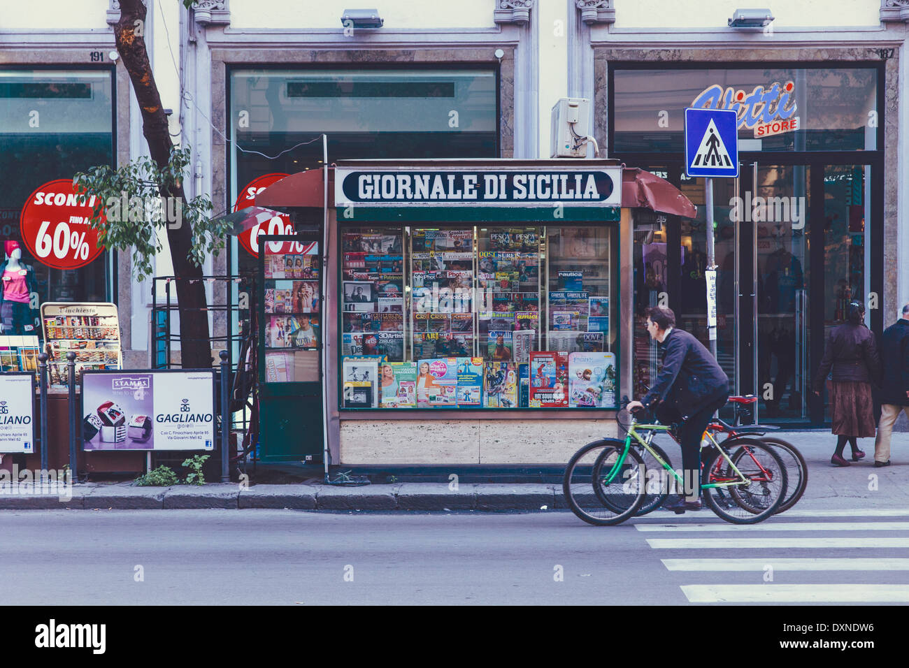 Everyday life in sicily hi-res stock photography and images - Alamy