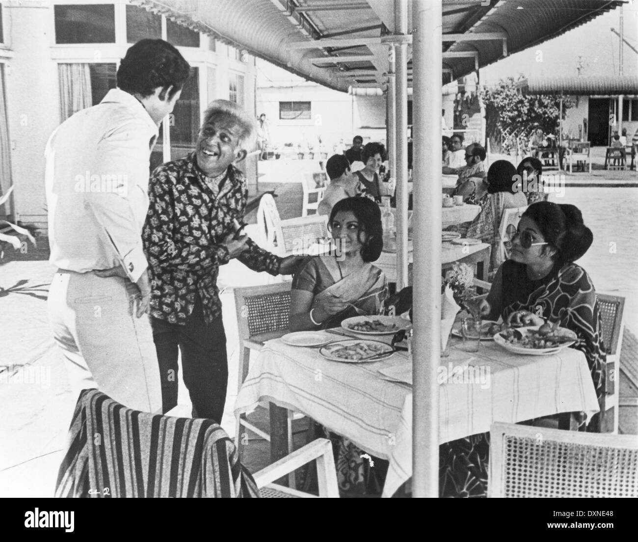 Seemabaddha movie hi-res stock photography and images - Alamy