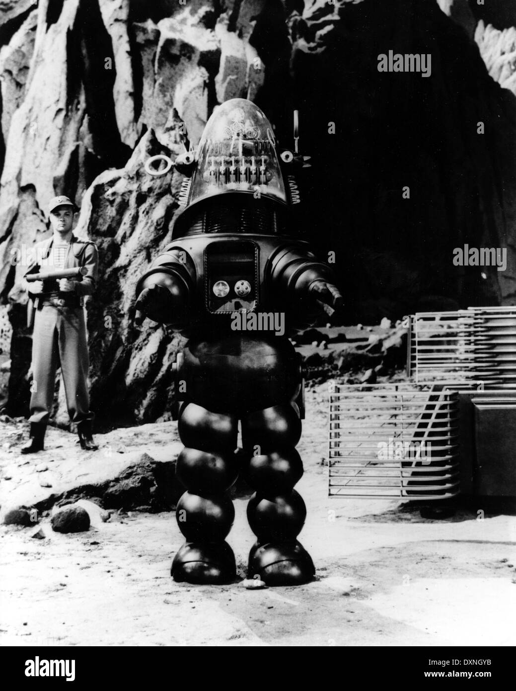 Forbidden planet film hi-res stock photography and images - Alamy