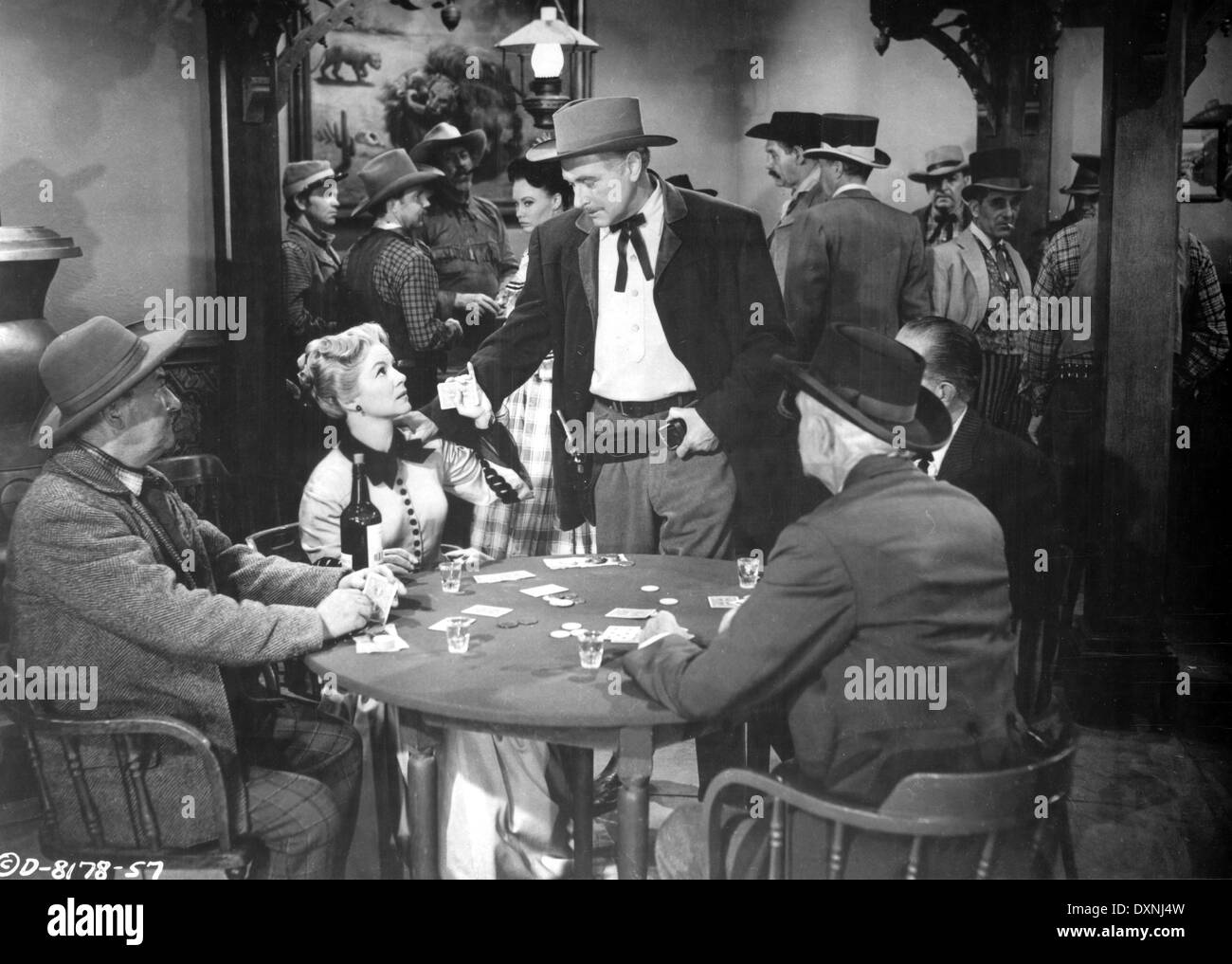 THE STRANGER WORE A GUN Stock Photo - Alamy