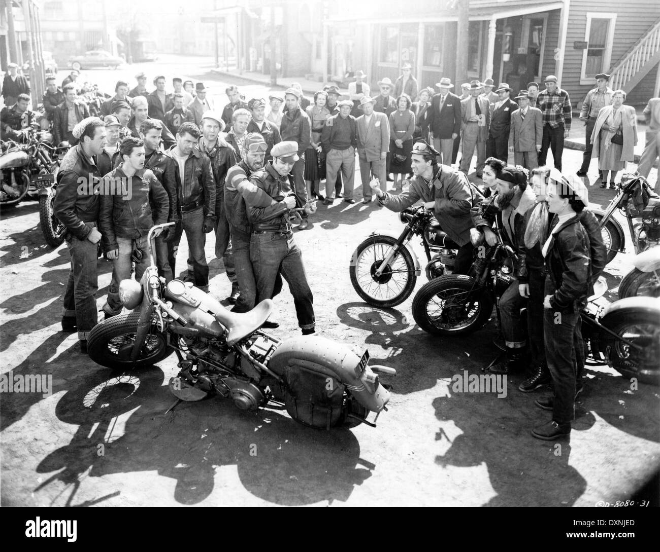 Marlon brando wild one film hi-res stock photography and images - Alamy