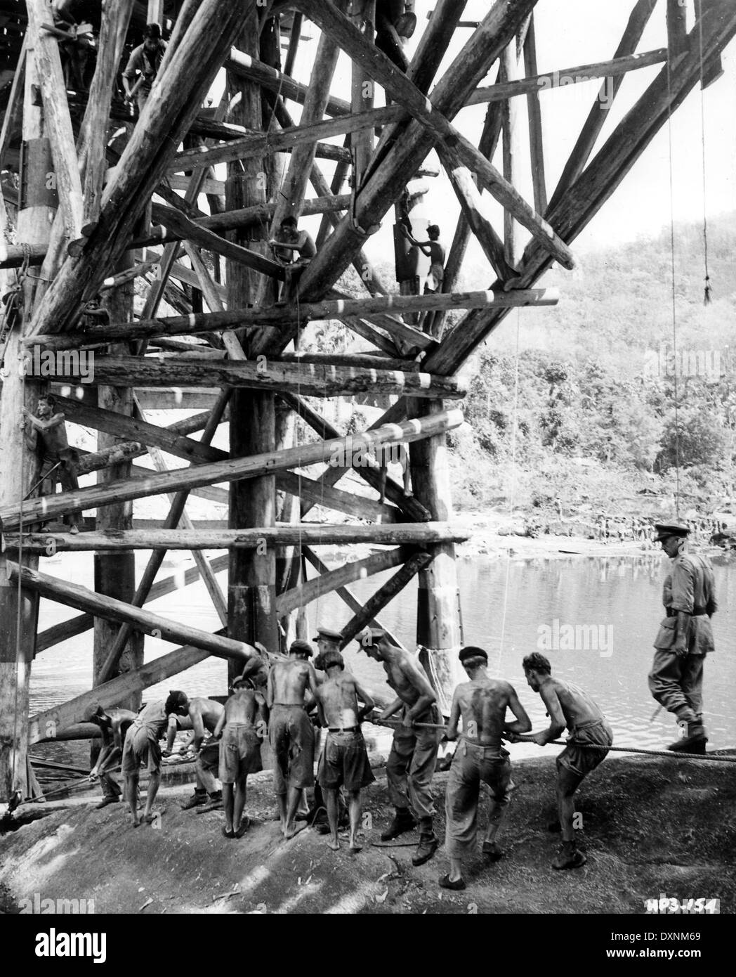 Alec guinness bridge on the river kwai Black and White Stock Photos ...