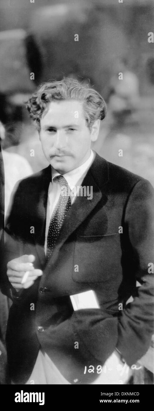 JOSEF VON STERNBERG on the set of MAROCCO Stock Photo - Alamy