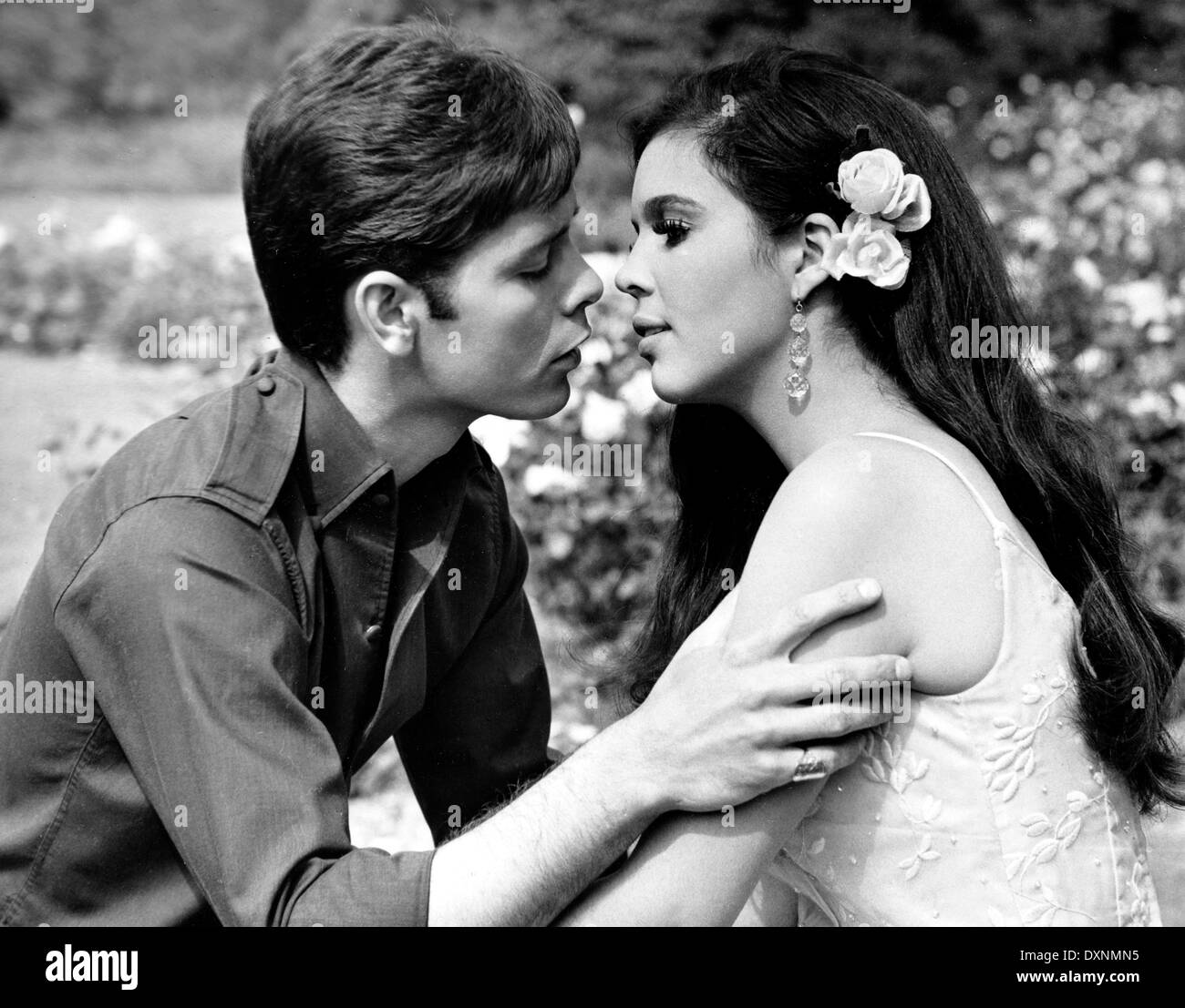 Finders keepers 1966 hi-res stock photography and images - Alamy