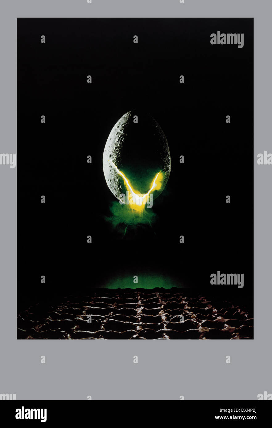 Alien movie still 1979 hi-res stock photography and images - Alamy
