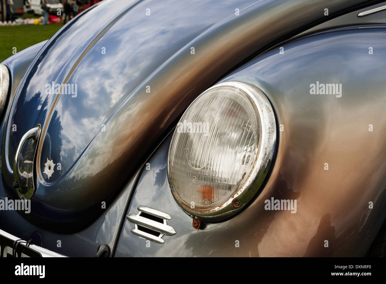 Two tone paint hi-res stock photography and images - Alamy