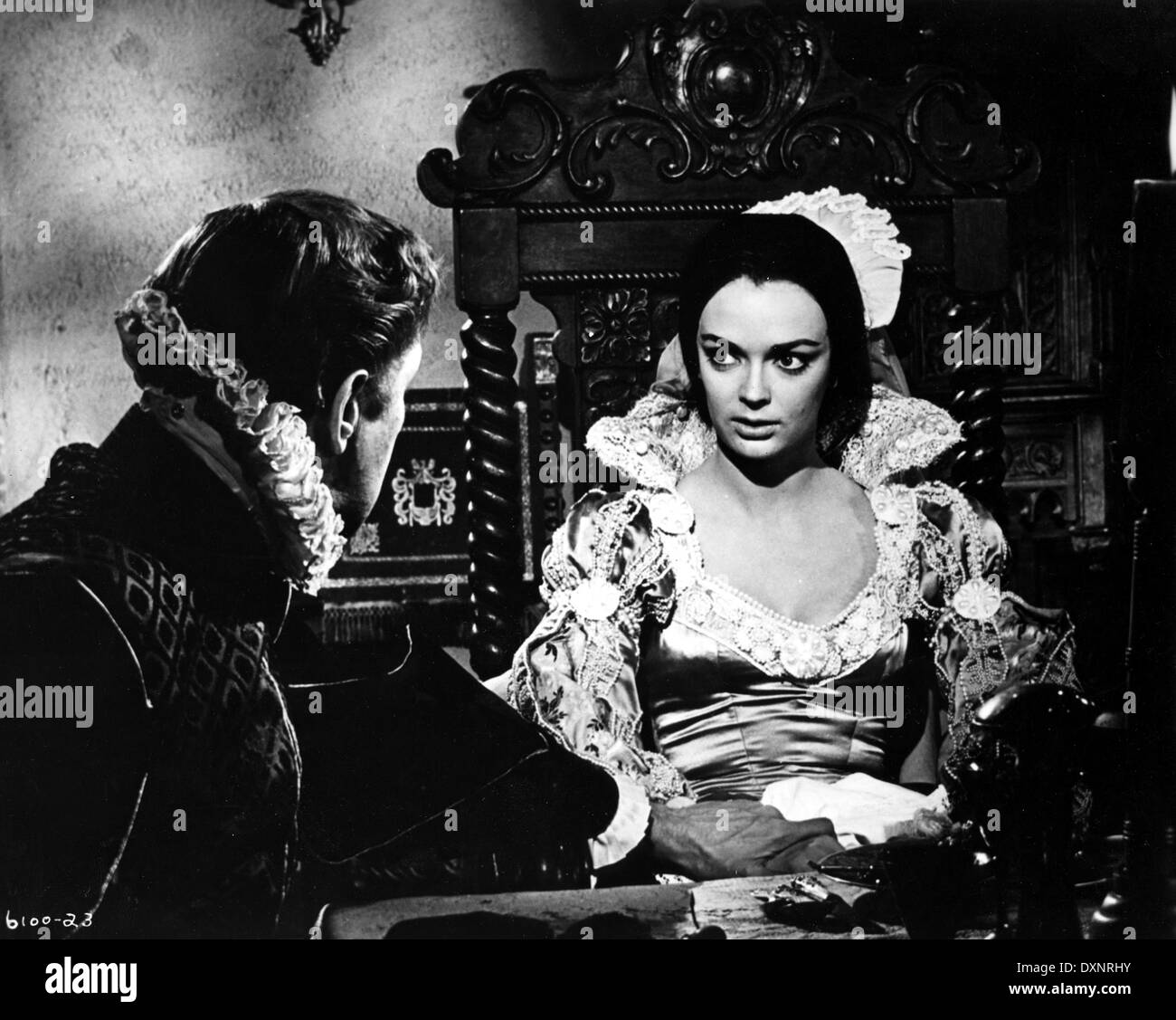 Pit and the pendulum 1961 hi-res stock photography and images - Alamy