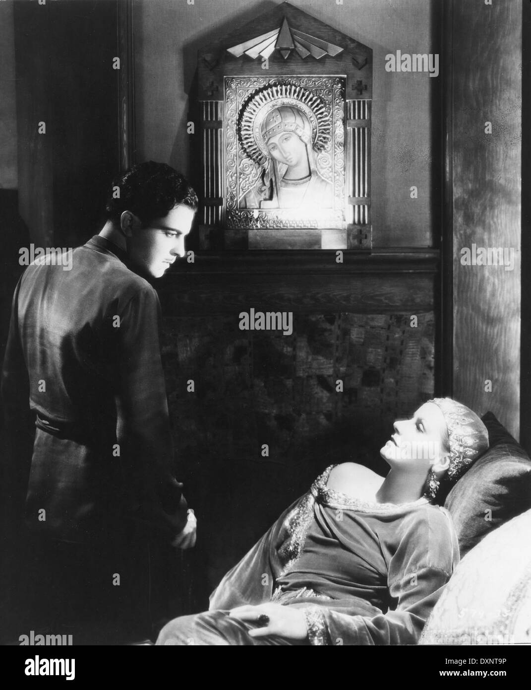 Mata hari movie hi-res stock photography and images - Alamy