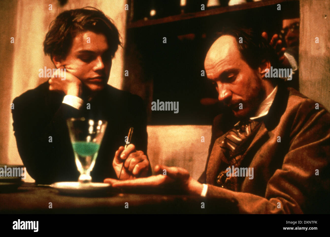 Leonardo dicaprio david thewlis total hi-res stock photography and images - Alamy