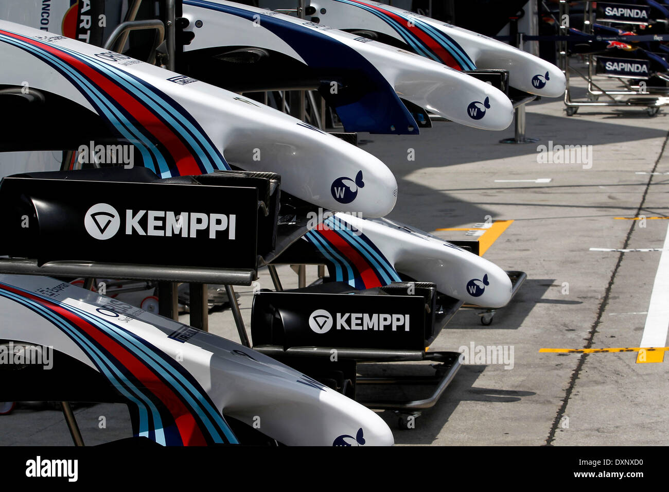 Formula 1 front wing hi-res stock photography and images - Alamy