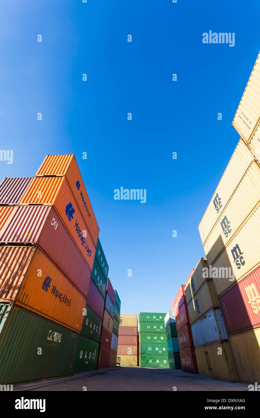 Germany, Baden-Wuerttemberg, Stuttgart, Neckar harbour, container ...