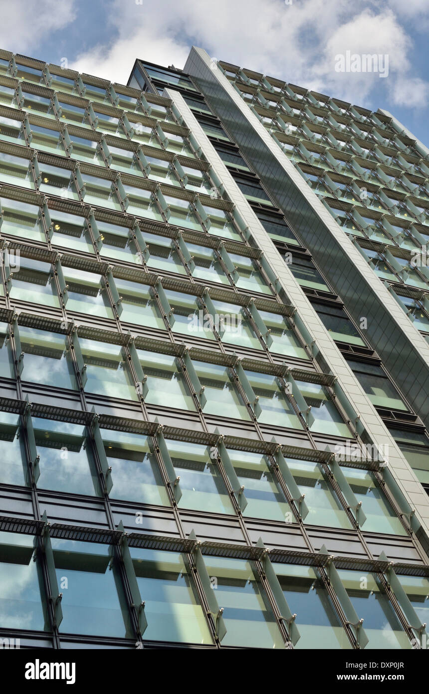 Aig building in fenchurch street hi-res stock photography and images ...