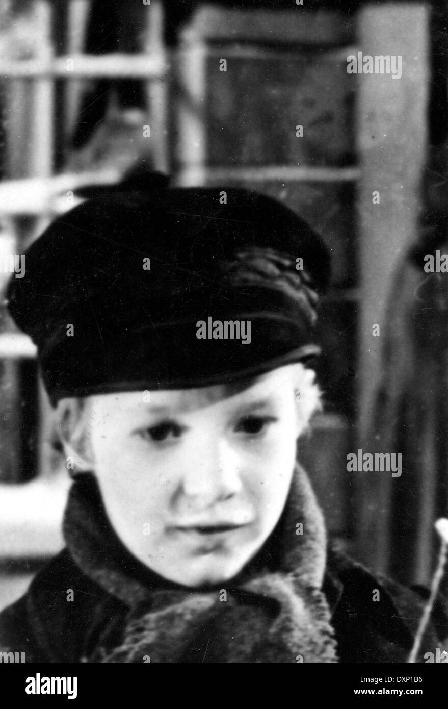 Scrooge 1951 glyn dearman hi-res stock photography and images - Alamy