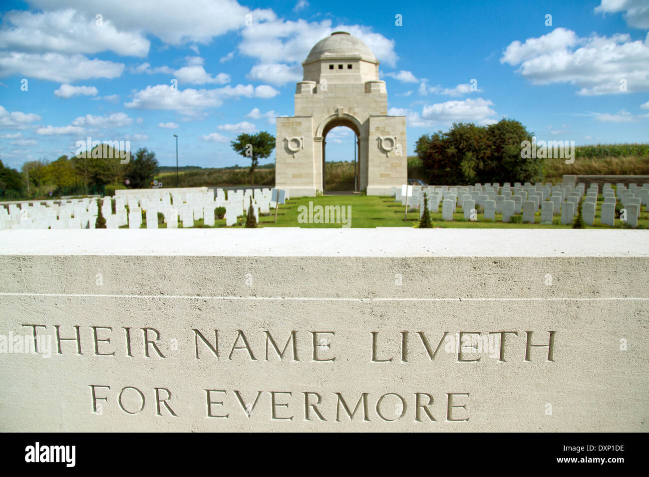 British military buildings hi-res stock photography and images - Alamy