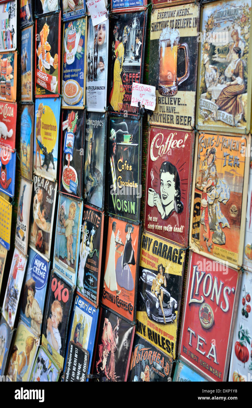 Old road sign britain hi-res stock photography and images - Alamy