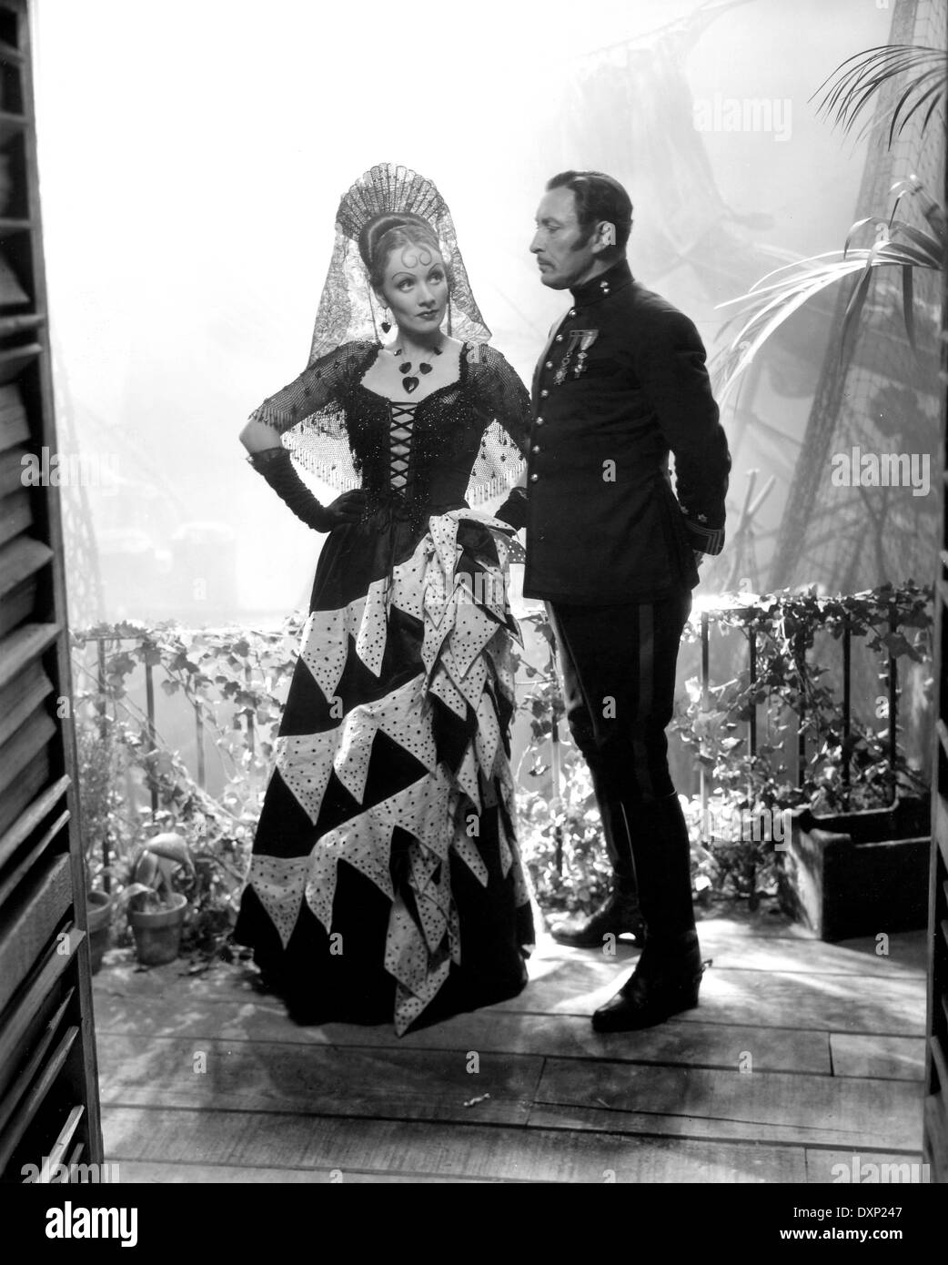 Devil woman 1935 marlene dietrich hi-res stock photography and images ...