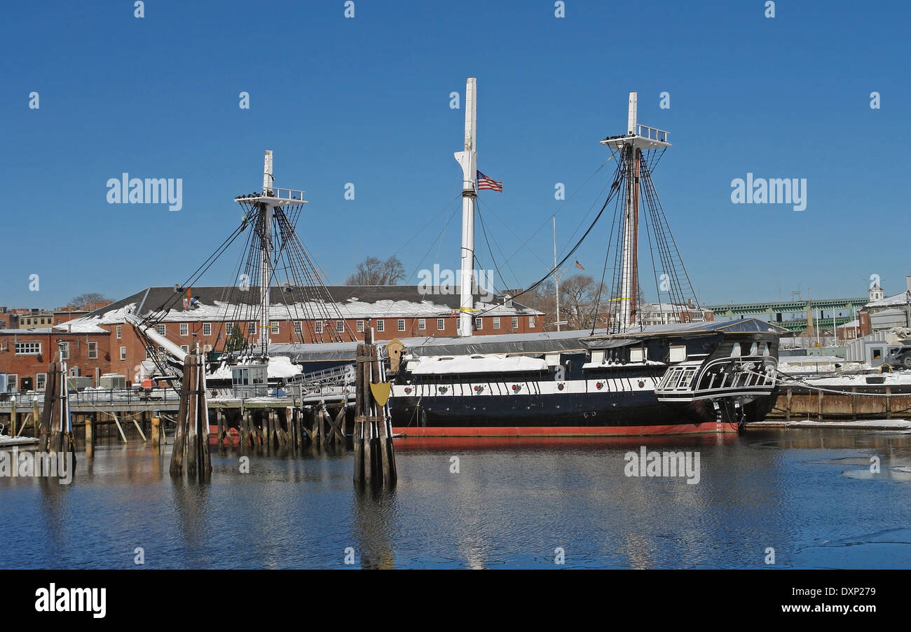 Rigging uss constitution hi-res stock photography and images - Alamy