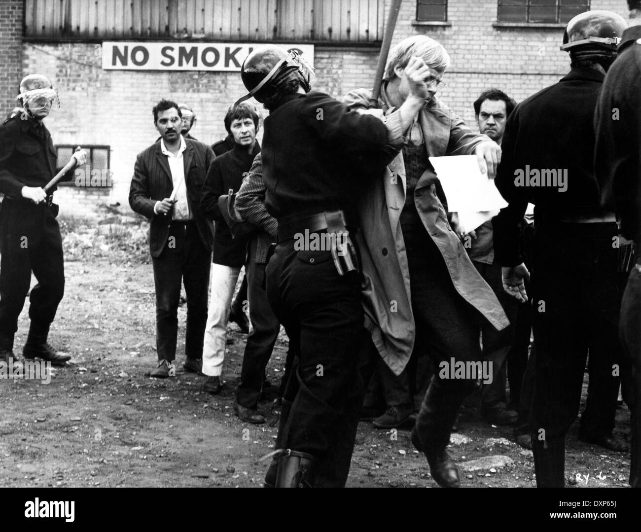 1970s policemen hi-res stock photography and images - Alamy