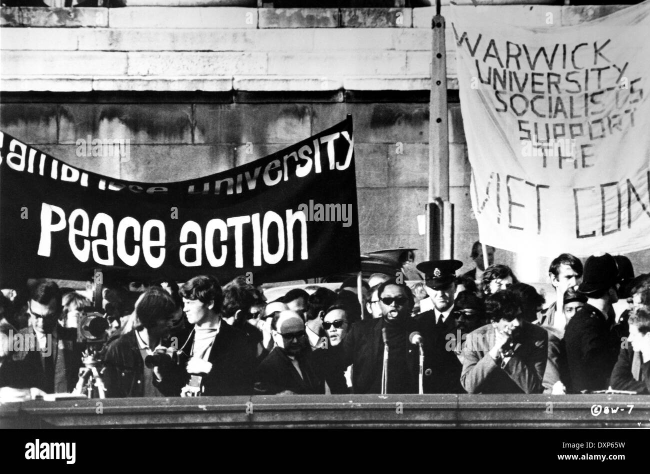 Anti vietnam protests 1960s hi-res stock photography and images - Alamy