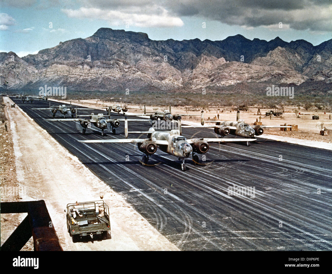 Catch 22 movie hi-res stock photography and images - Alamy