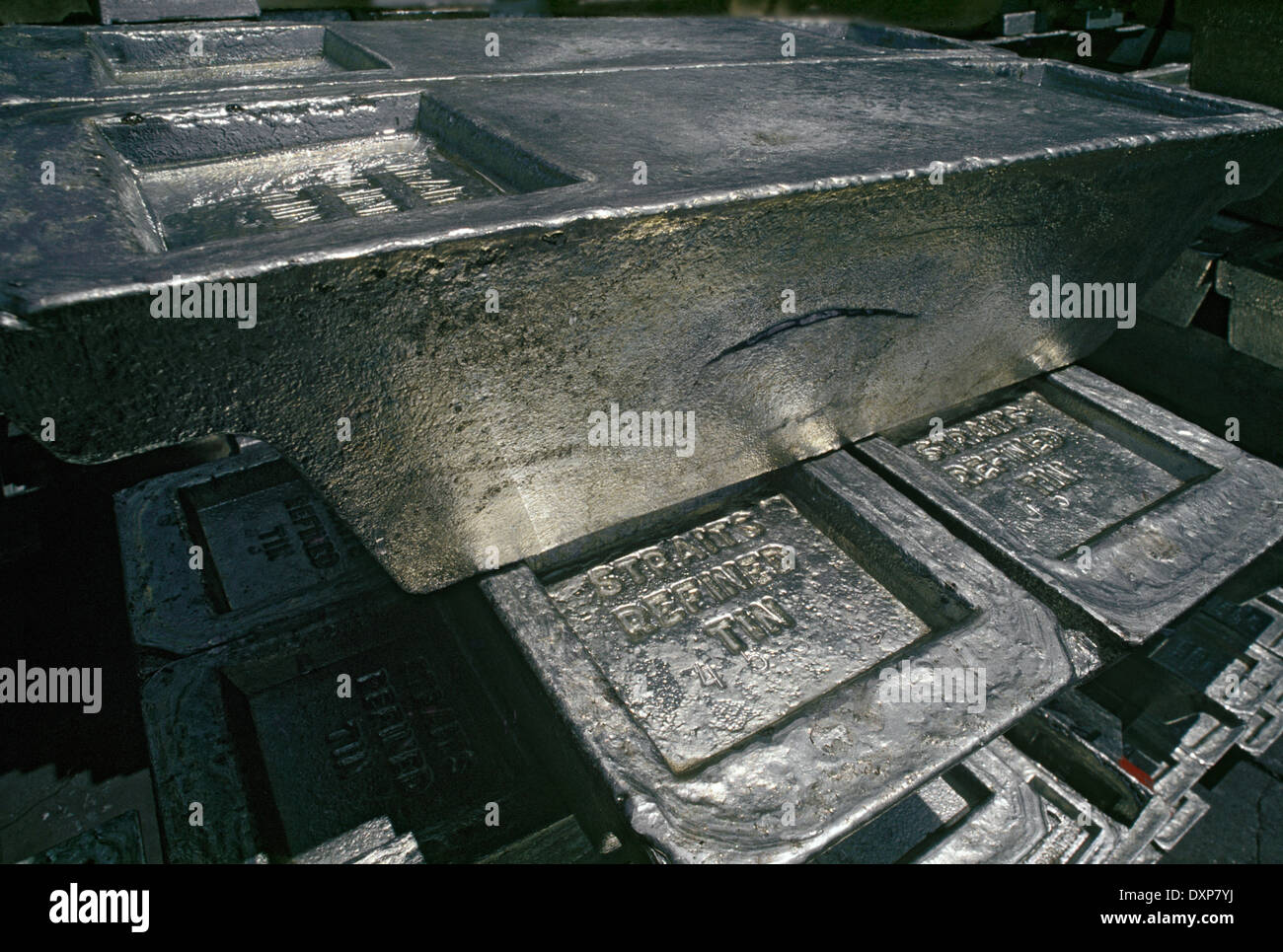 Raw Metal Tin Production Stock Photo - Alamy