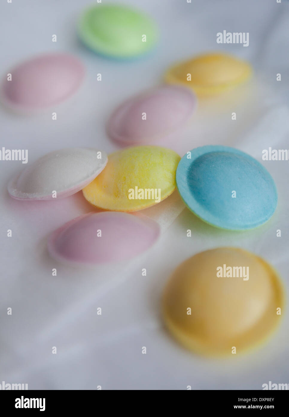 Old fashioned sweets and treats hi-res stock photography and images - Alamy