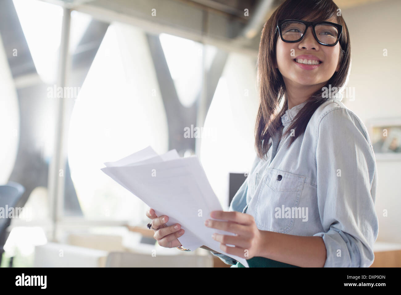 Shoulder rotating hi-res stock photography and images - Alamy