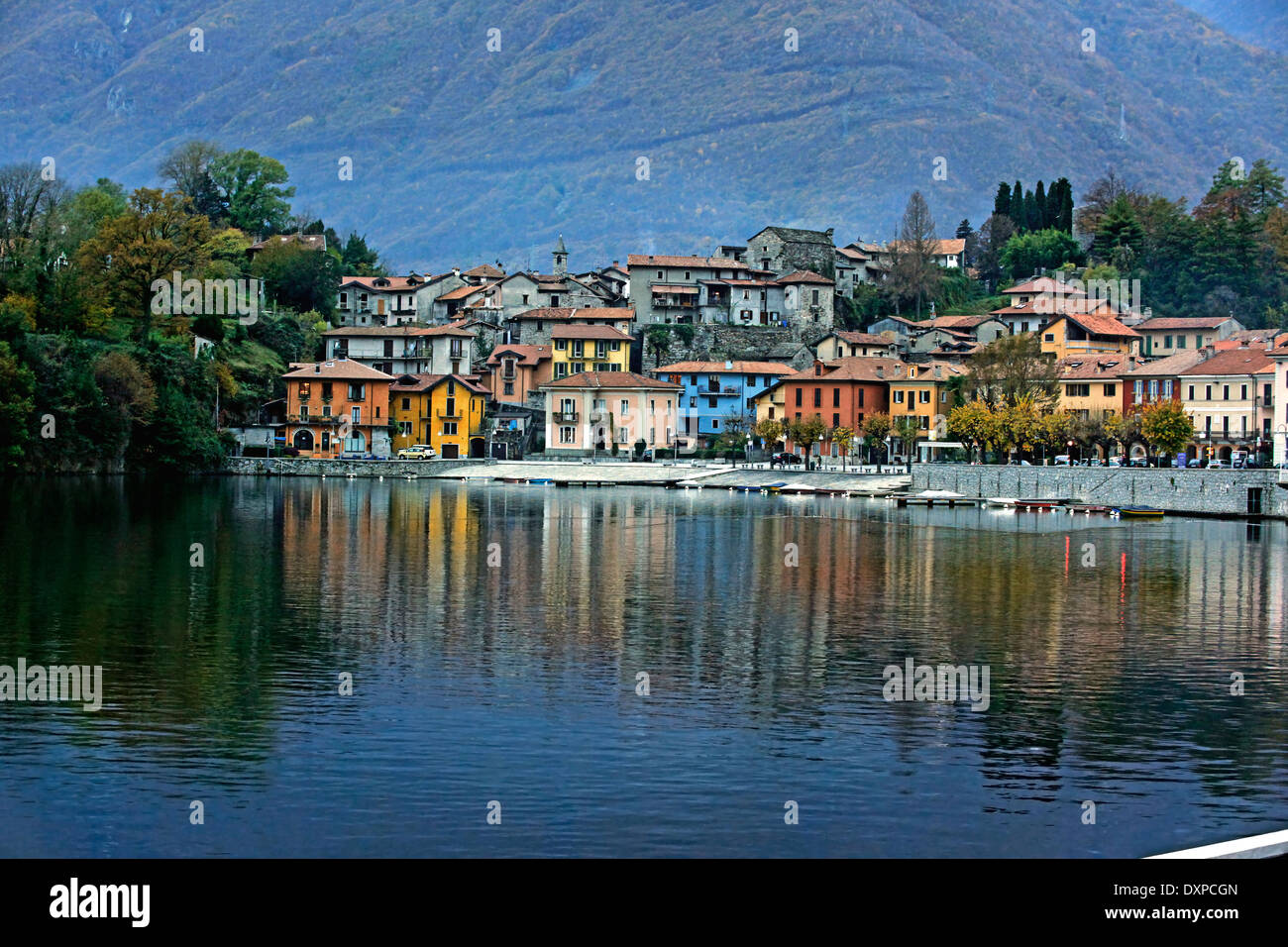 Lake mergozzo hi-res stock photography and images - Alamy