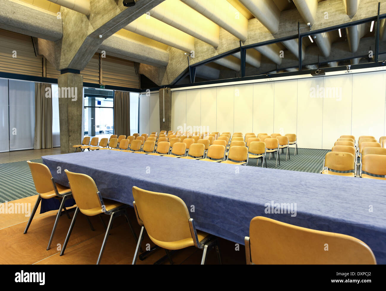 Indoor location for business conference Stock Photo - Alamy