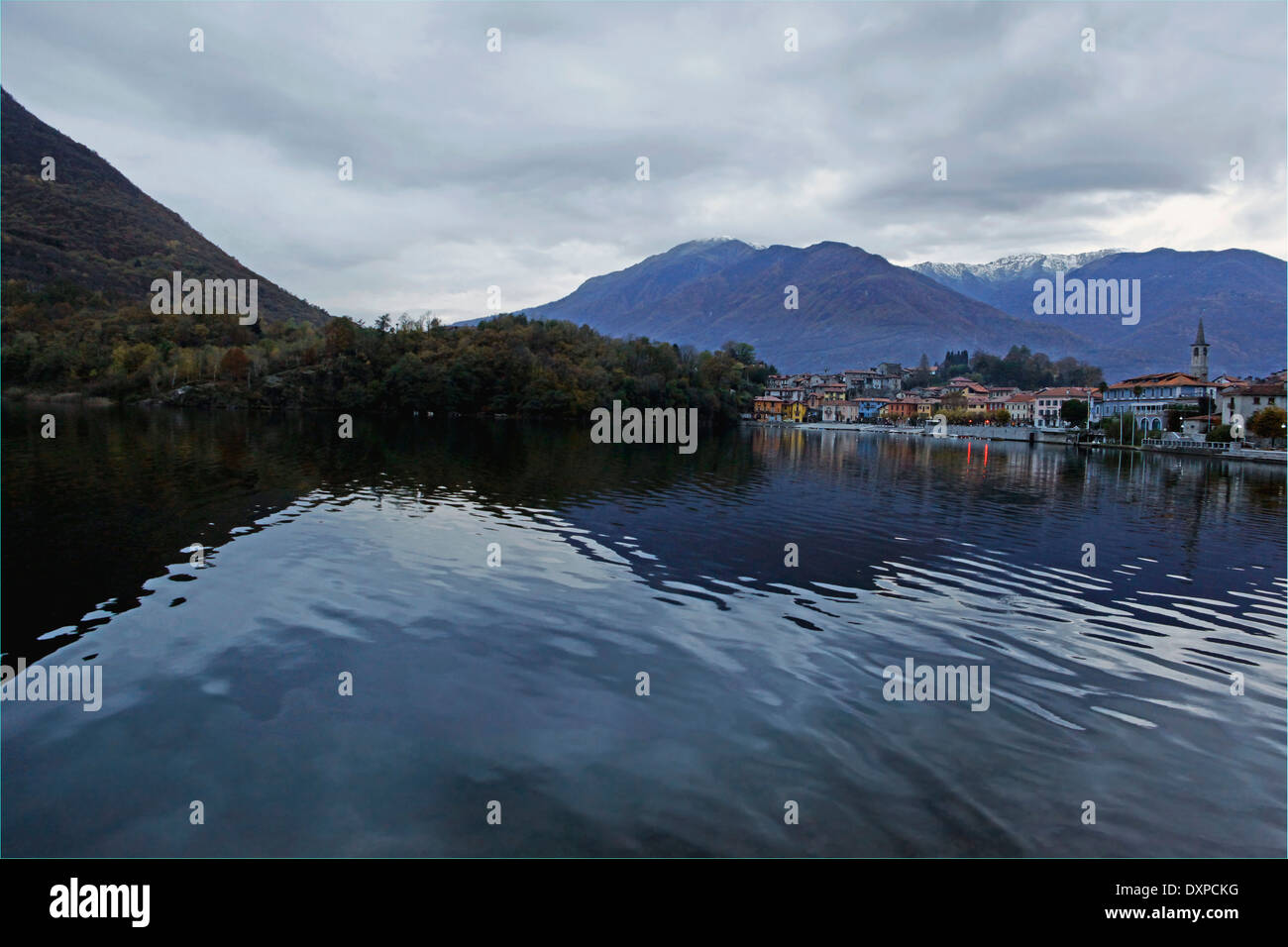 Lake mergozzo hi-res stock photography and images - Alamy