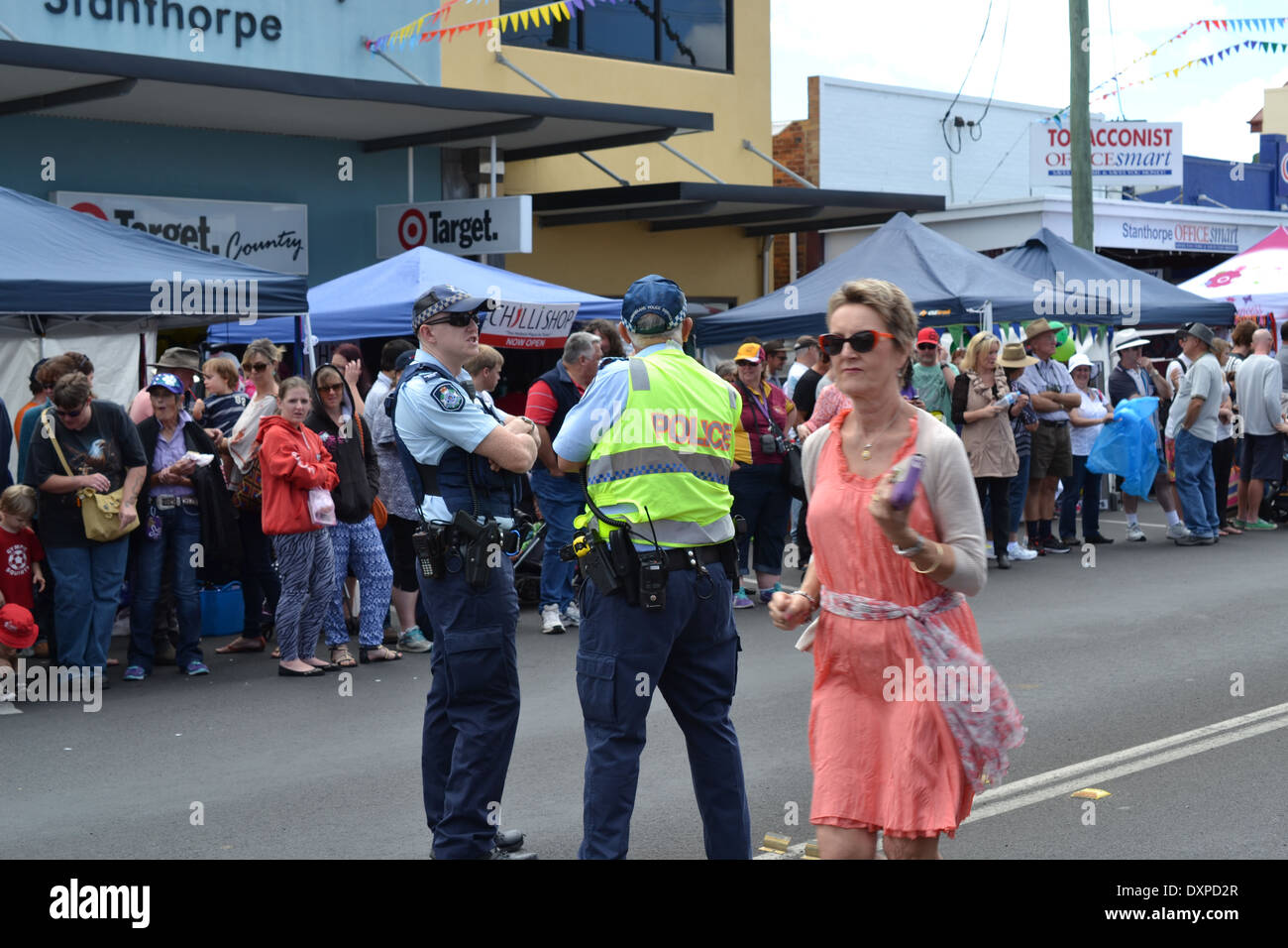 Stanthorpe apple and grape festival hi-res stock photography and images ...