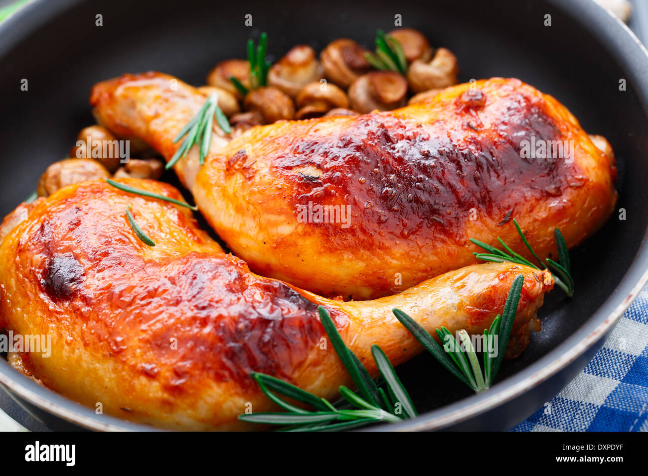 Chicken roasted leg hi-res stock photography and images - Alamy