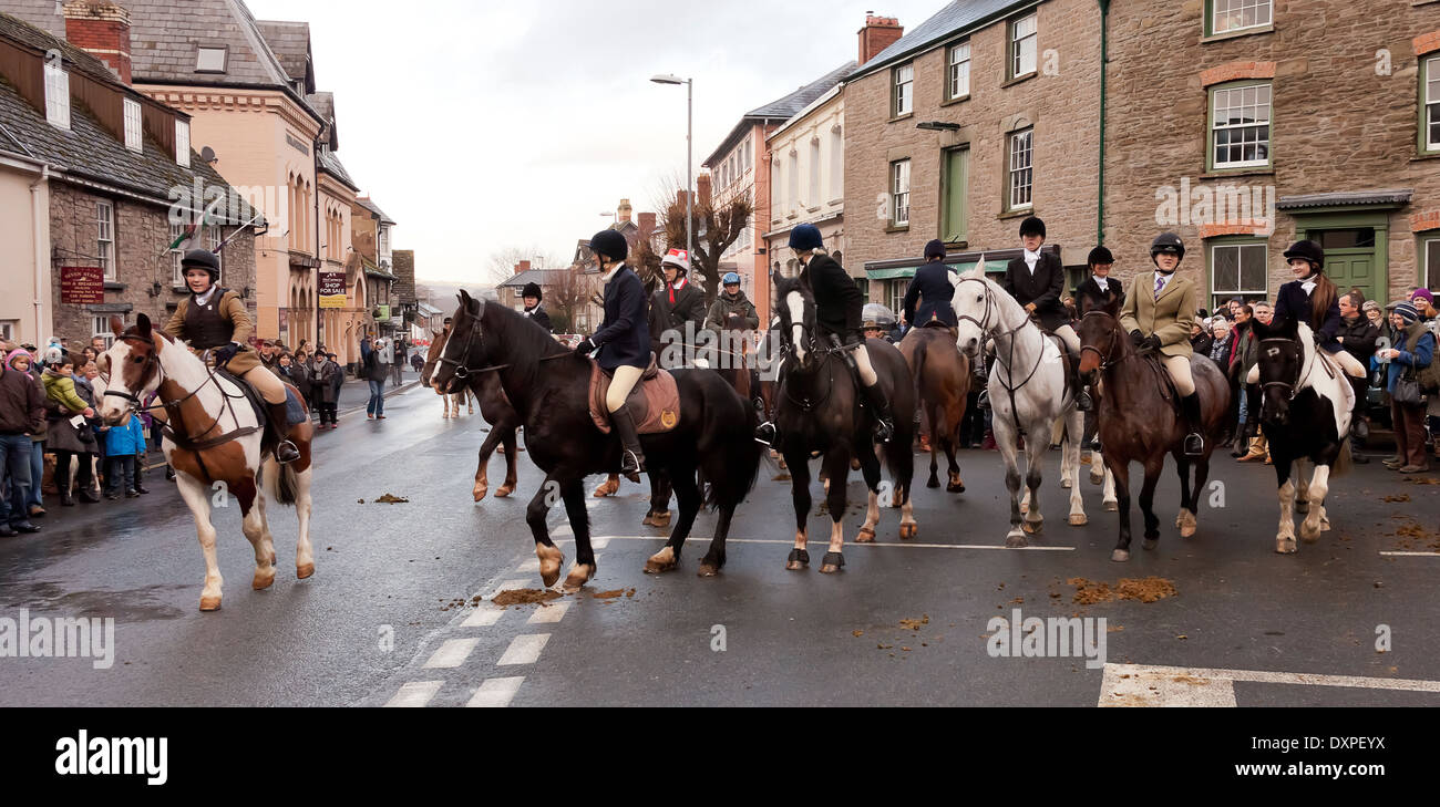 The Hunt prepares for the off in Hay on Wye Golden Valley Hunt, Boxing ...