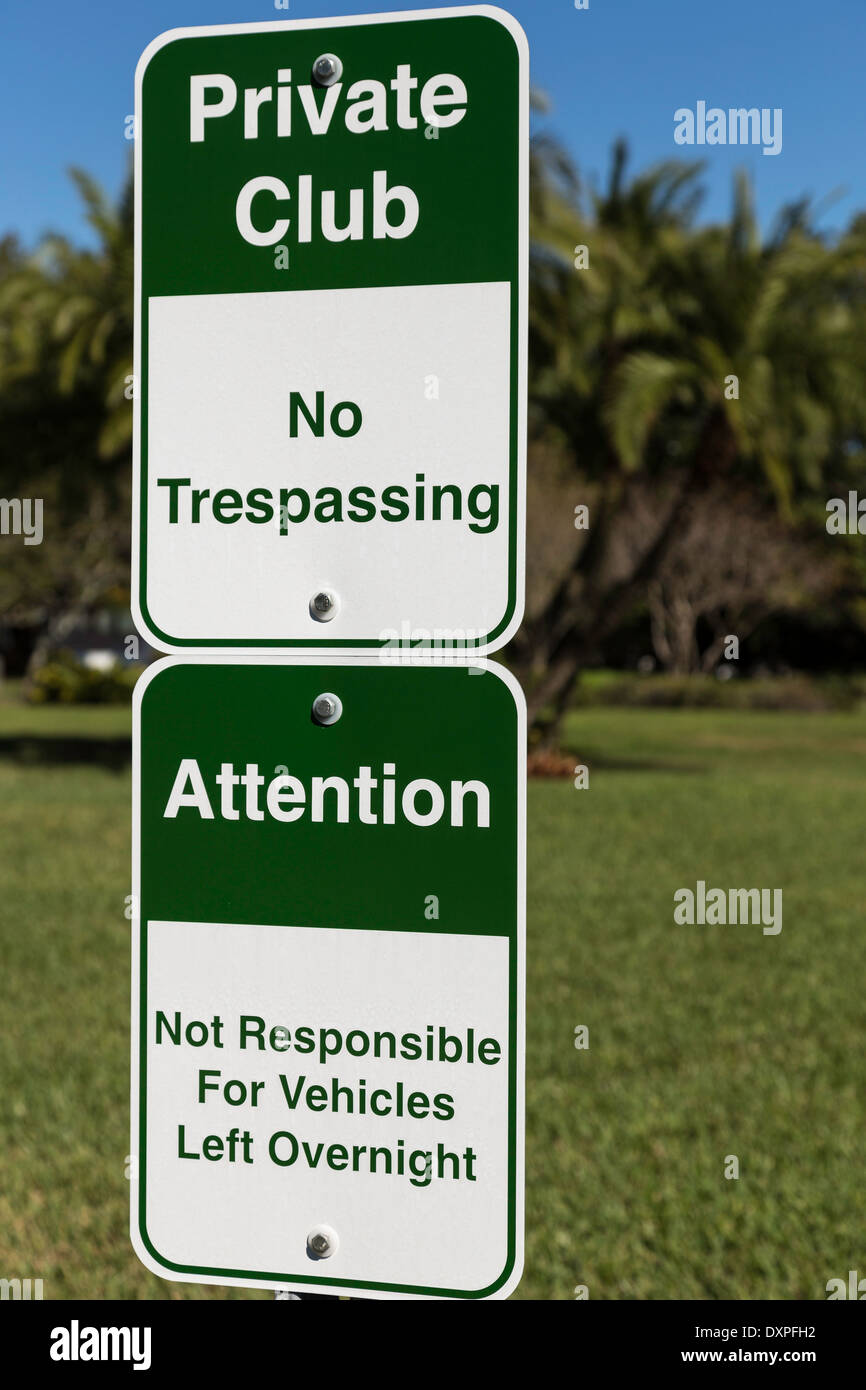 Private club hi-res stock photography and images - Alamy