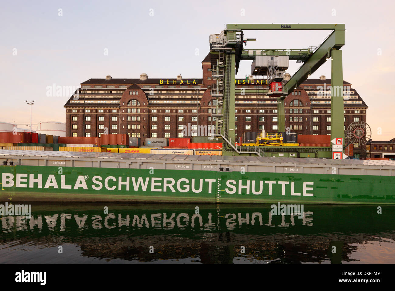 Behala west harbour hi-res stock photography and images - Alamy