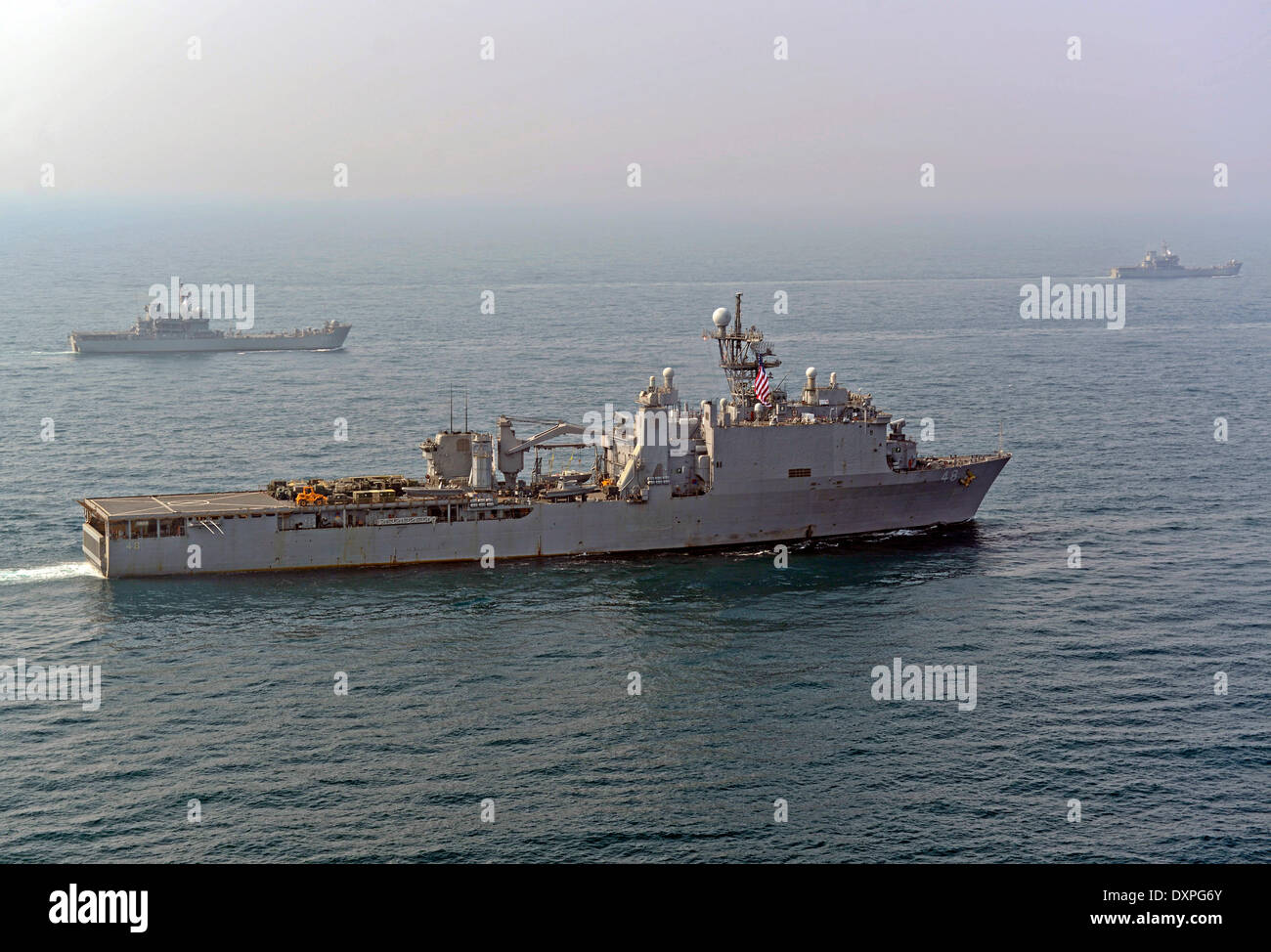 Uss austin hi-res stock photography and images - Alamy