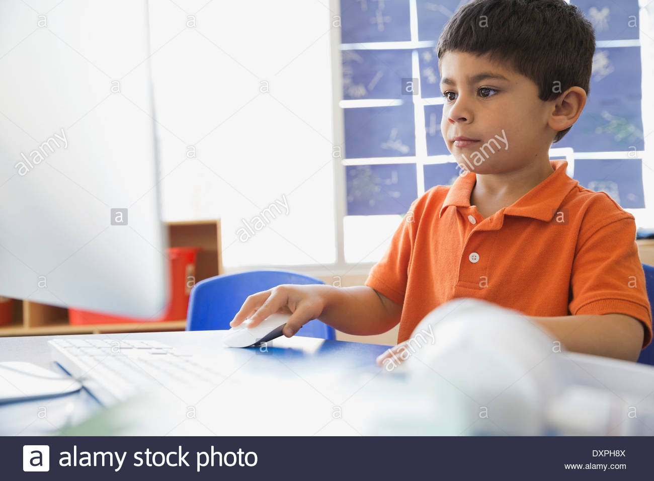 Black school boy desk hi-res stock photography and images - Alamy