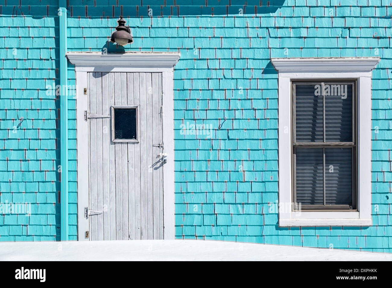 Front door of a heritage shaker box house Stock Photo - Alamy