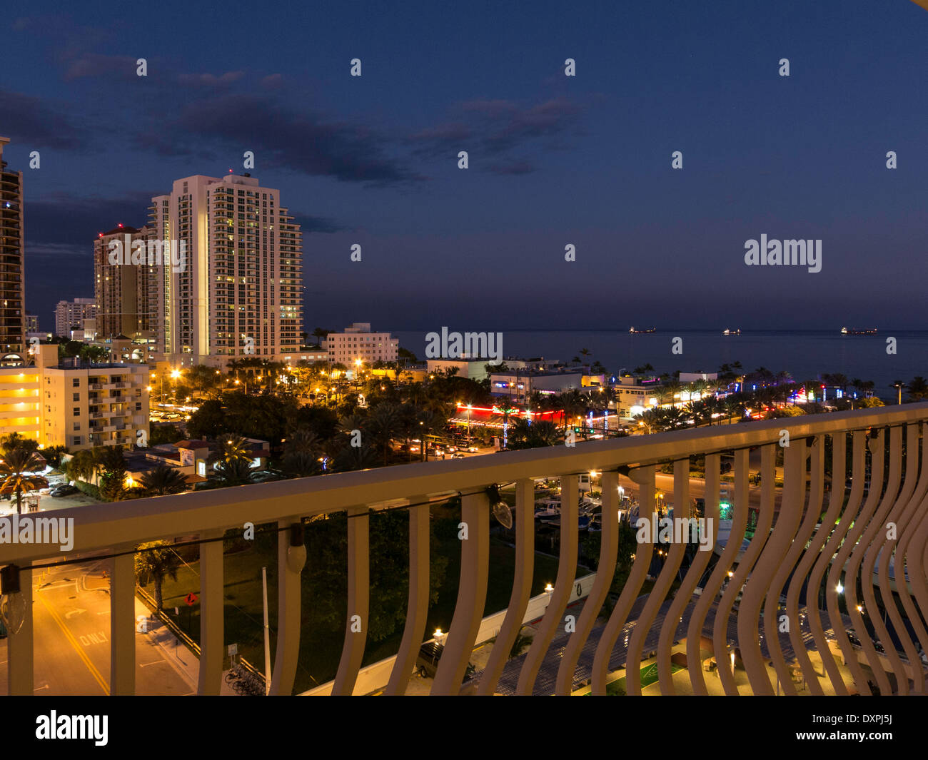 Night View of Fort Lauderdale, FL, USA Stock Photo - Alamy